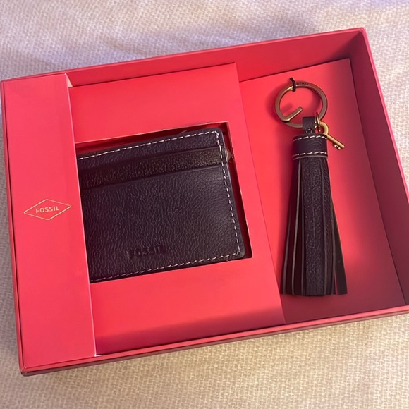 Fossil | Bags | Nwt Fossil Gift Set | Poshmark